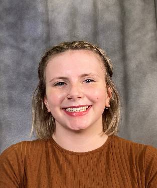 Featured Honors Program Student Paige Schultz